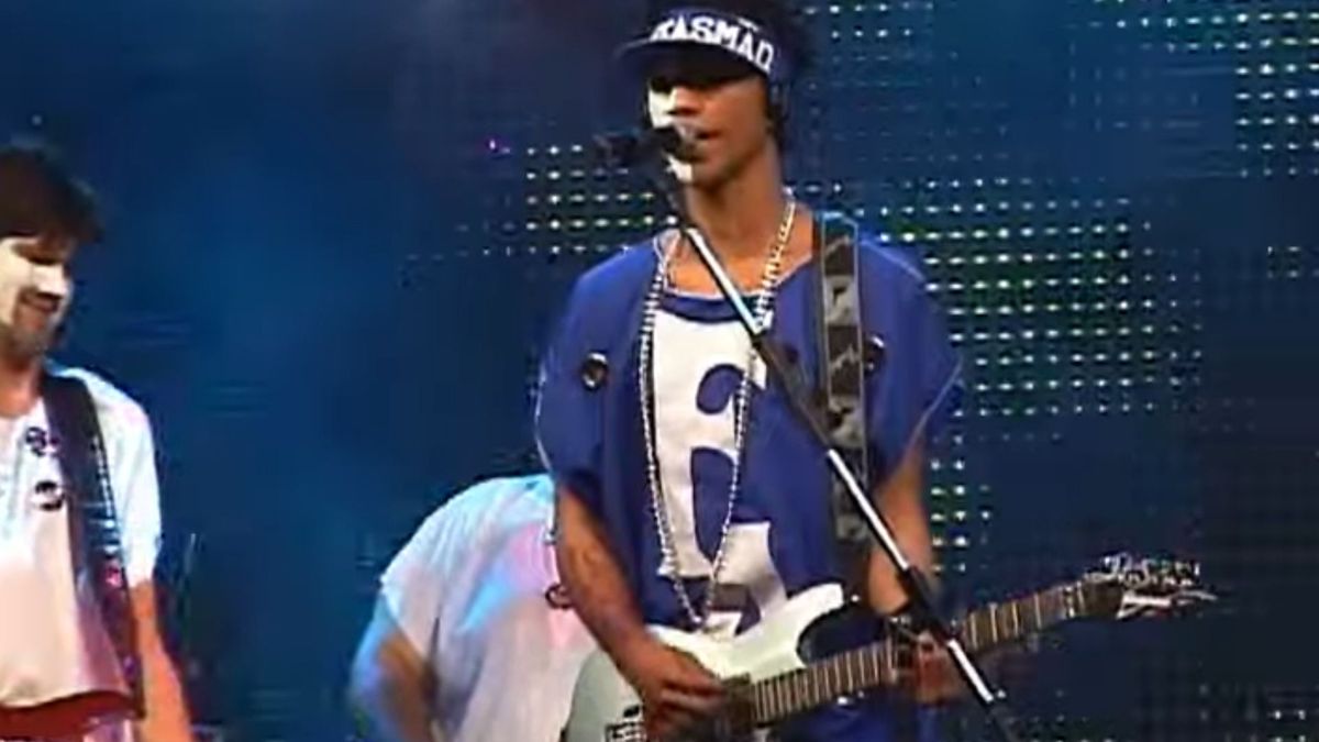 Fantasmão, negão! Relembre sucessos da banda que revolucionou o pagode ...
