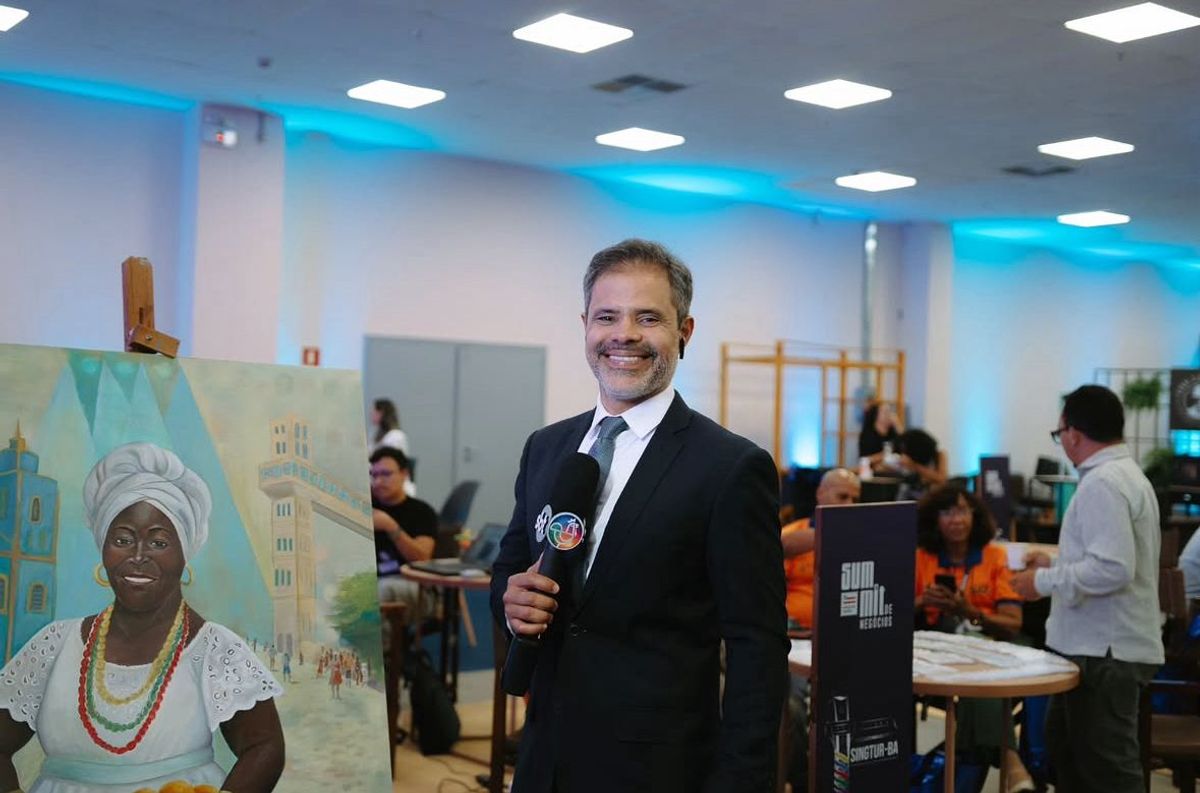 Pablo Reis, da TV Aratu, vence prêmio de melhor jornalista de TV da AL-BA