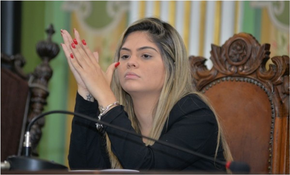 “SE RETOU”: Marcelle Moraes ameaça deixar partido após ser retirada de ...