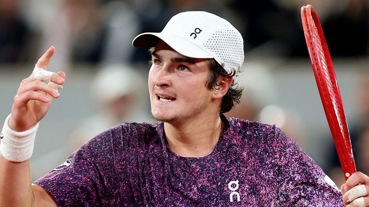 João Fonseca perde nas quartas de final e está eliminado de Roland Garros