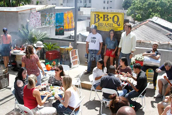 Chame os amigos que o churrasco na reta final do BBQ Brasil será na laje